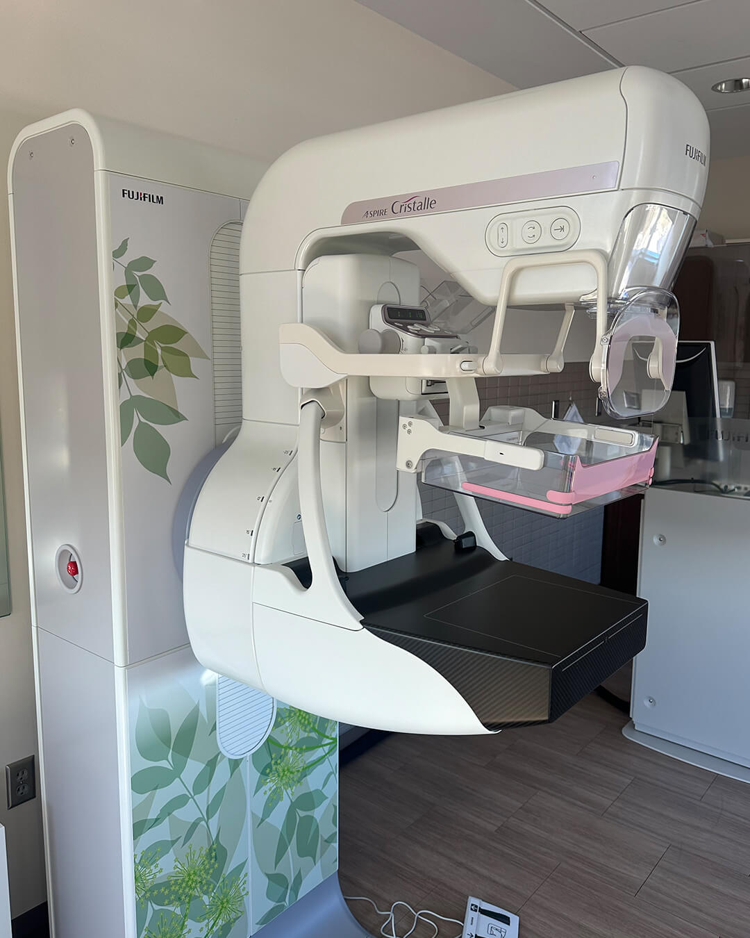 New Mammography Machine Boosts Patient Convenience - Think Whole Person ...